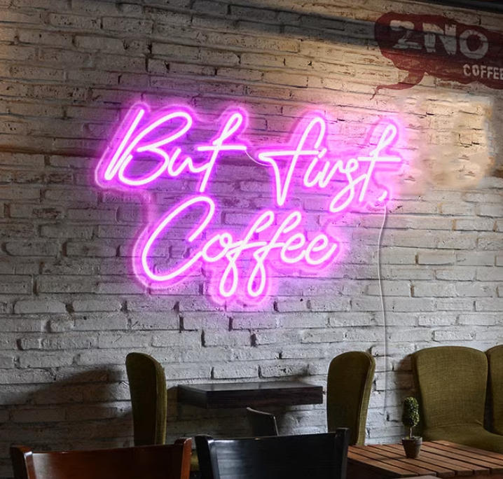 Señales de Neón LED Personalizadas y Pre-Fabricadas en Sevilla | NeonNiche